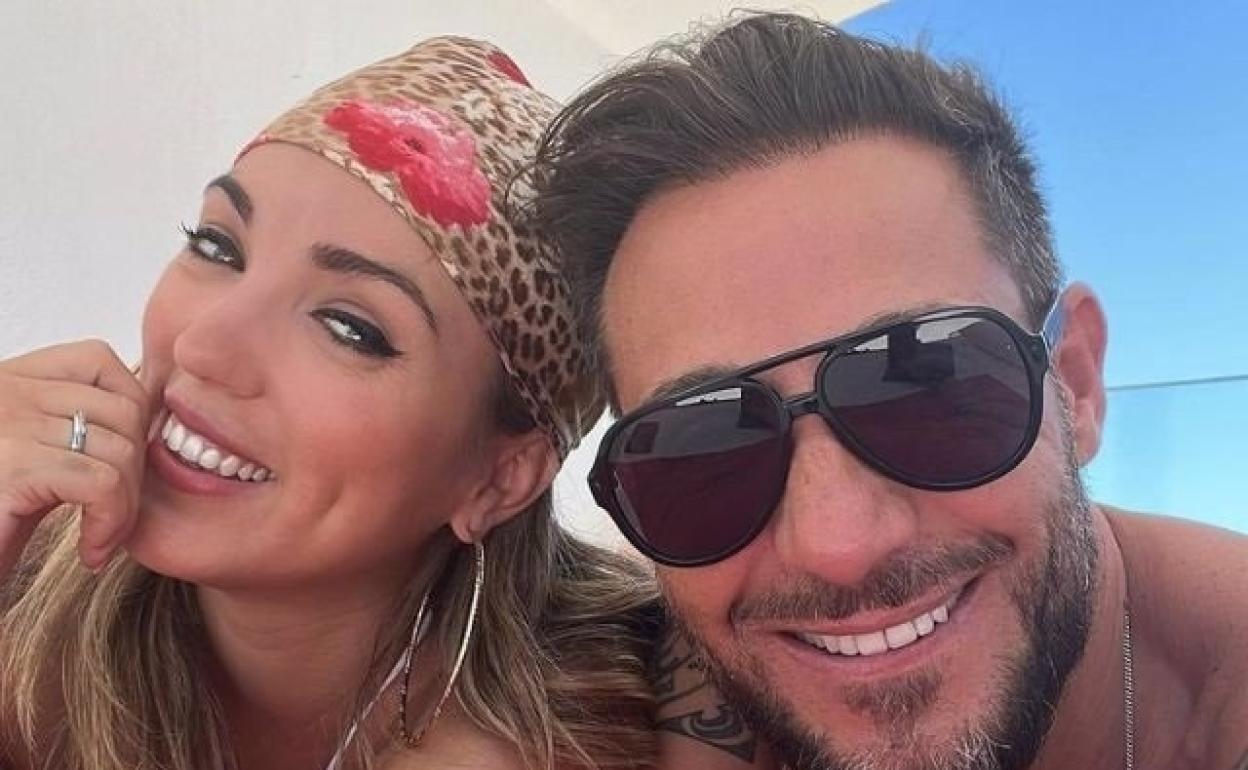 Antonio David Flores califica de «tragicomedia» el documental de Rocío Carrasco | El Norte de ...